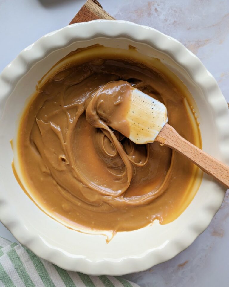 How to make Dulce de Leche (the easy way) | Lucia Paula