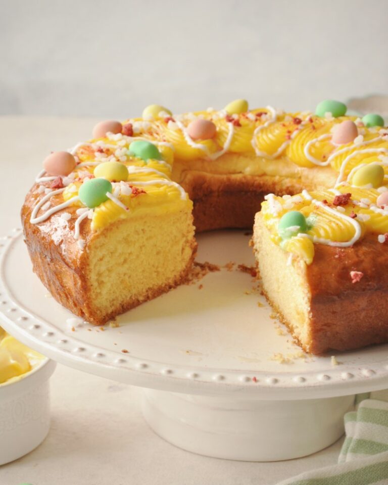 Easter Bread with Creme Patissiere | Lucia Paula