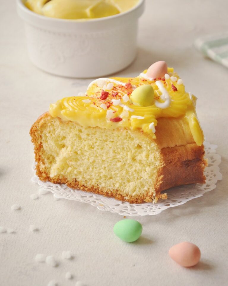 Easter Bread with Creme Patissiere | Lucia Paula